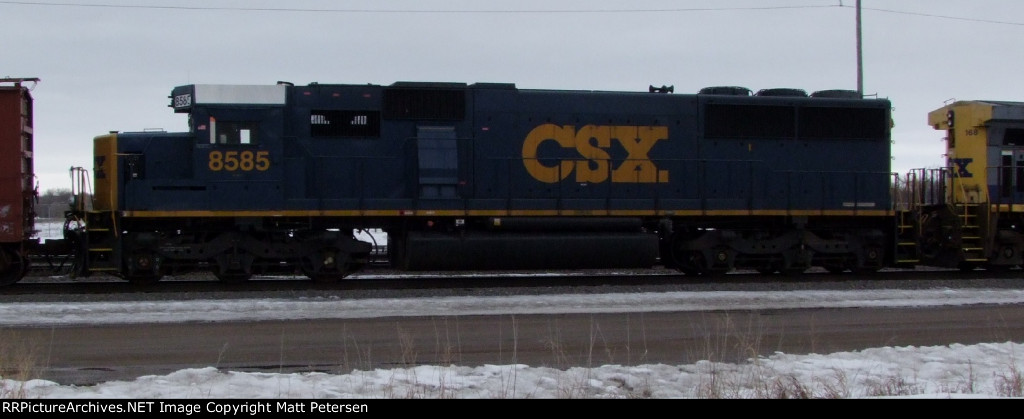 CSX 8585